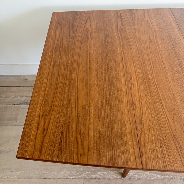 Hibriten Walnut Dining Table w/ 1 Leaf – Atomic Furnishing & Design
