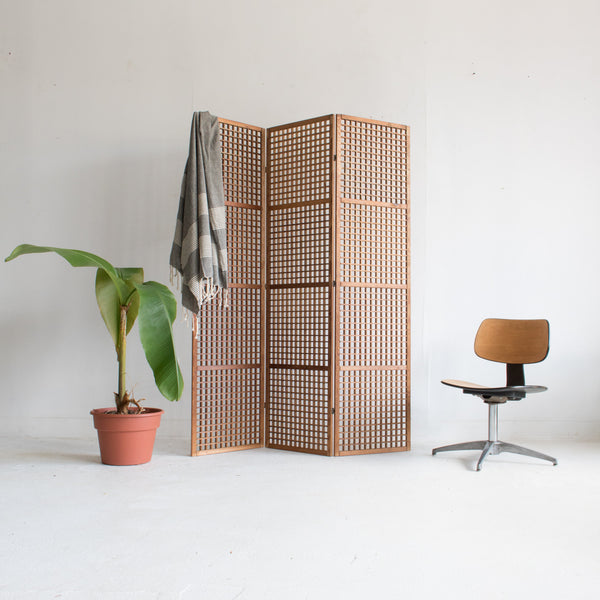 Vintage Screen – Atomic Furnishing & Design