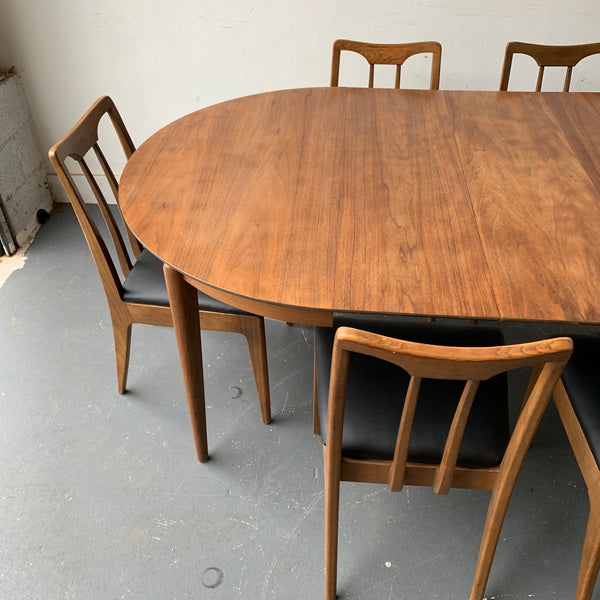 Drexel Projection Dining Set – Atomic Furnishing & Design